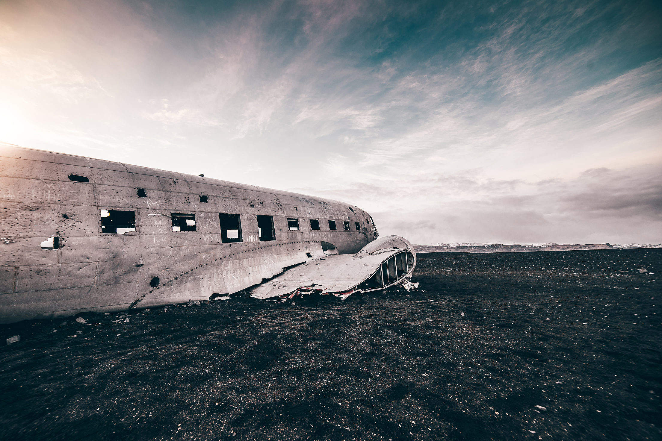 Famous Wrecked Plane on The Coast of Iceland Free Stock Photo | picjumbo