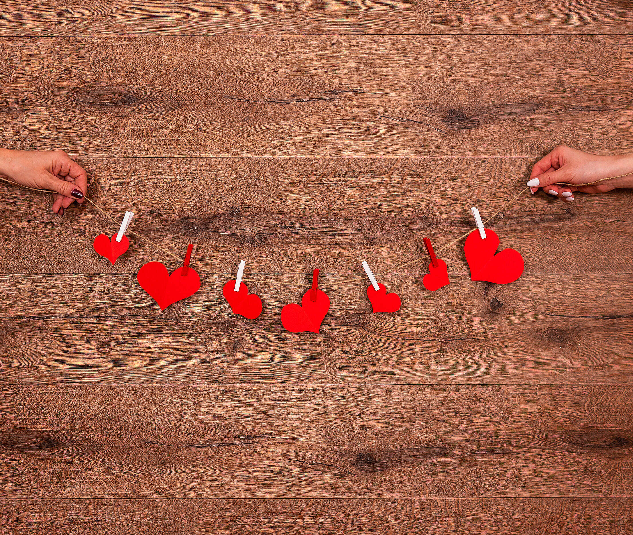 Hearts on a String Free Stock Photo | picjumbo