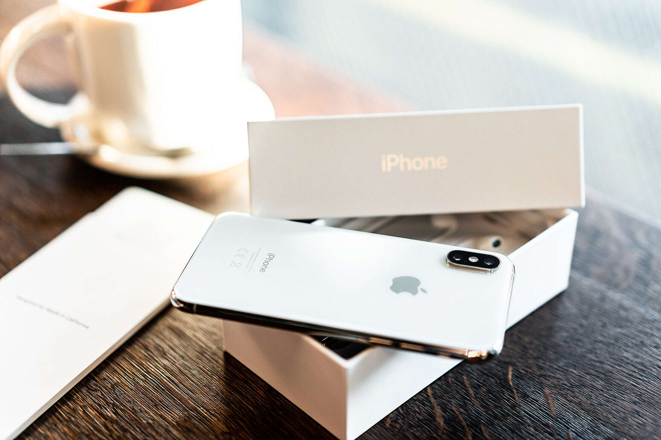 iPhone XS Unboxing Free Stock Photo | picjumbo