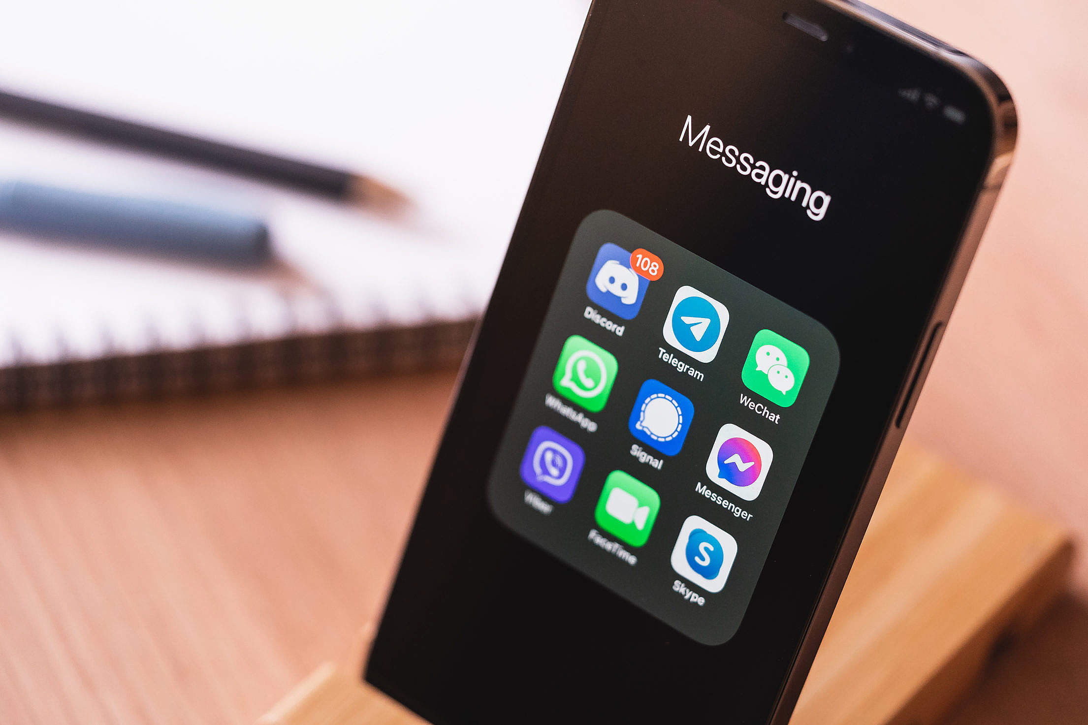 Messaging Application Free Stock Photo | picjumbo