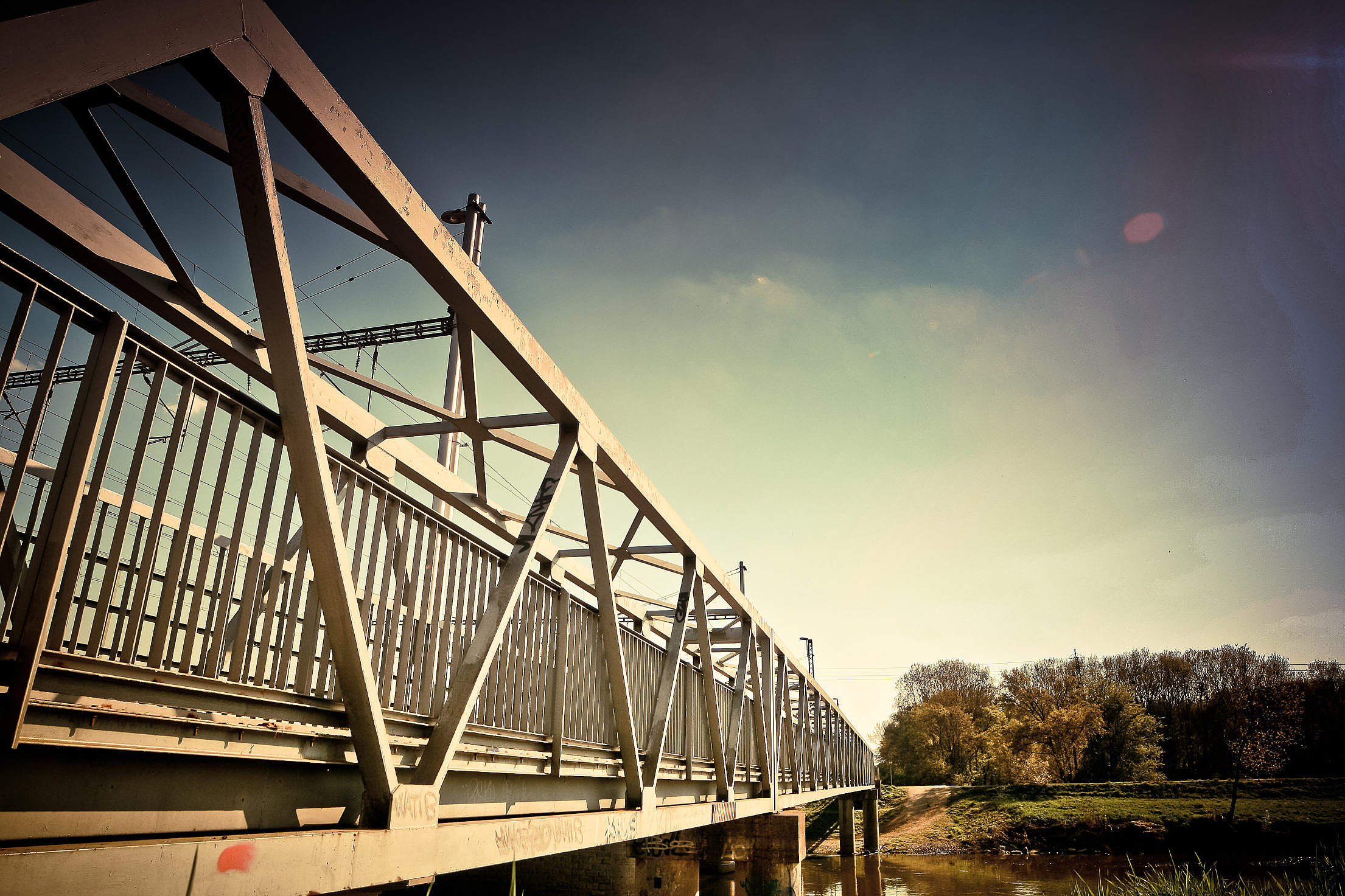 Steel Bridge Free Stock Photo | picjumbo