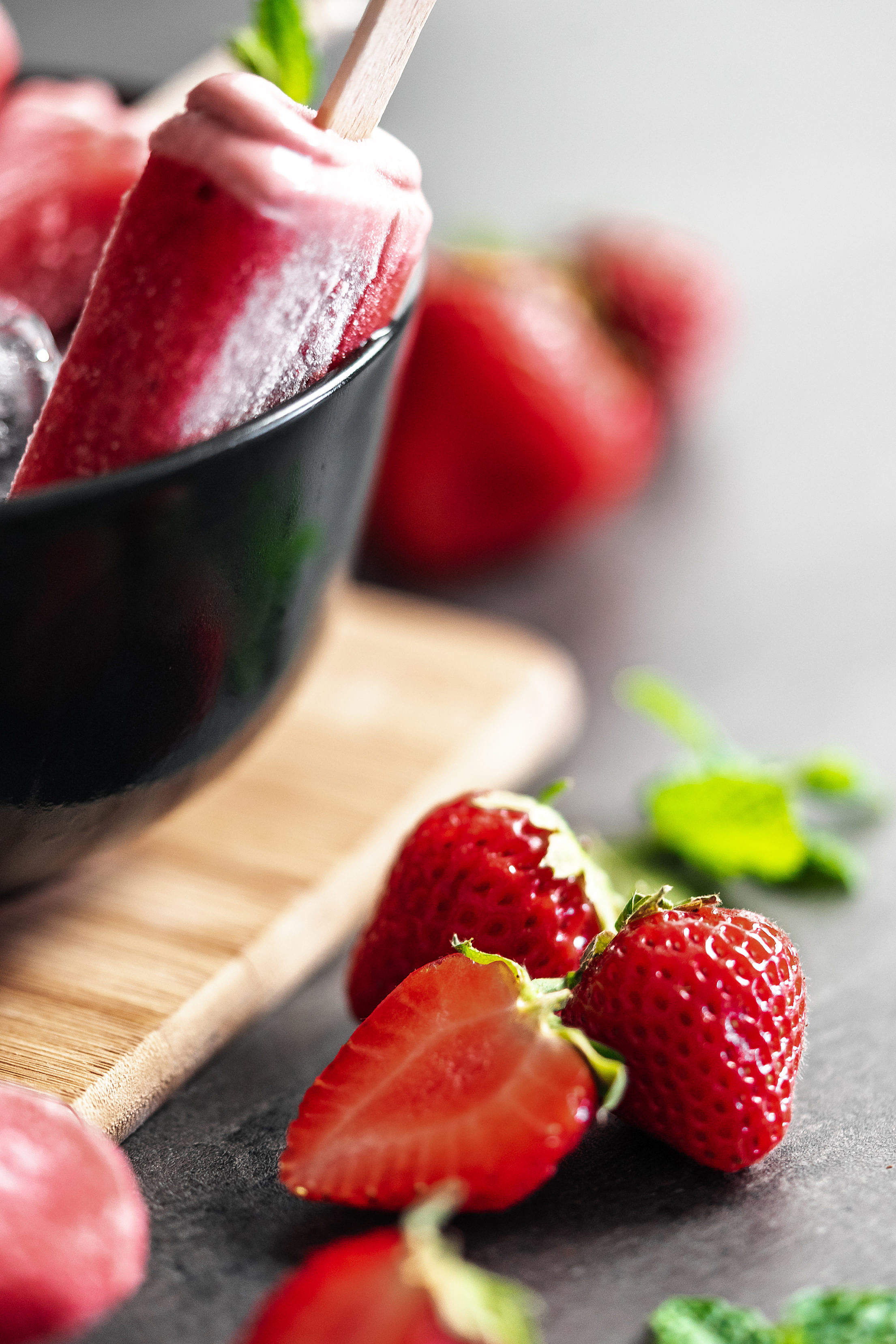 Strawberries and Homemade Ice Lolly Free Stock Photo | picjumbo